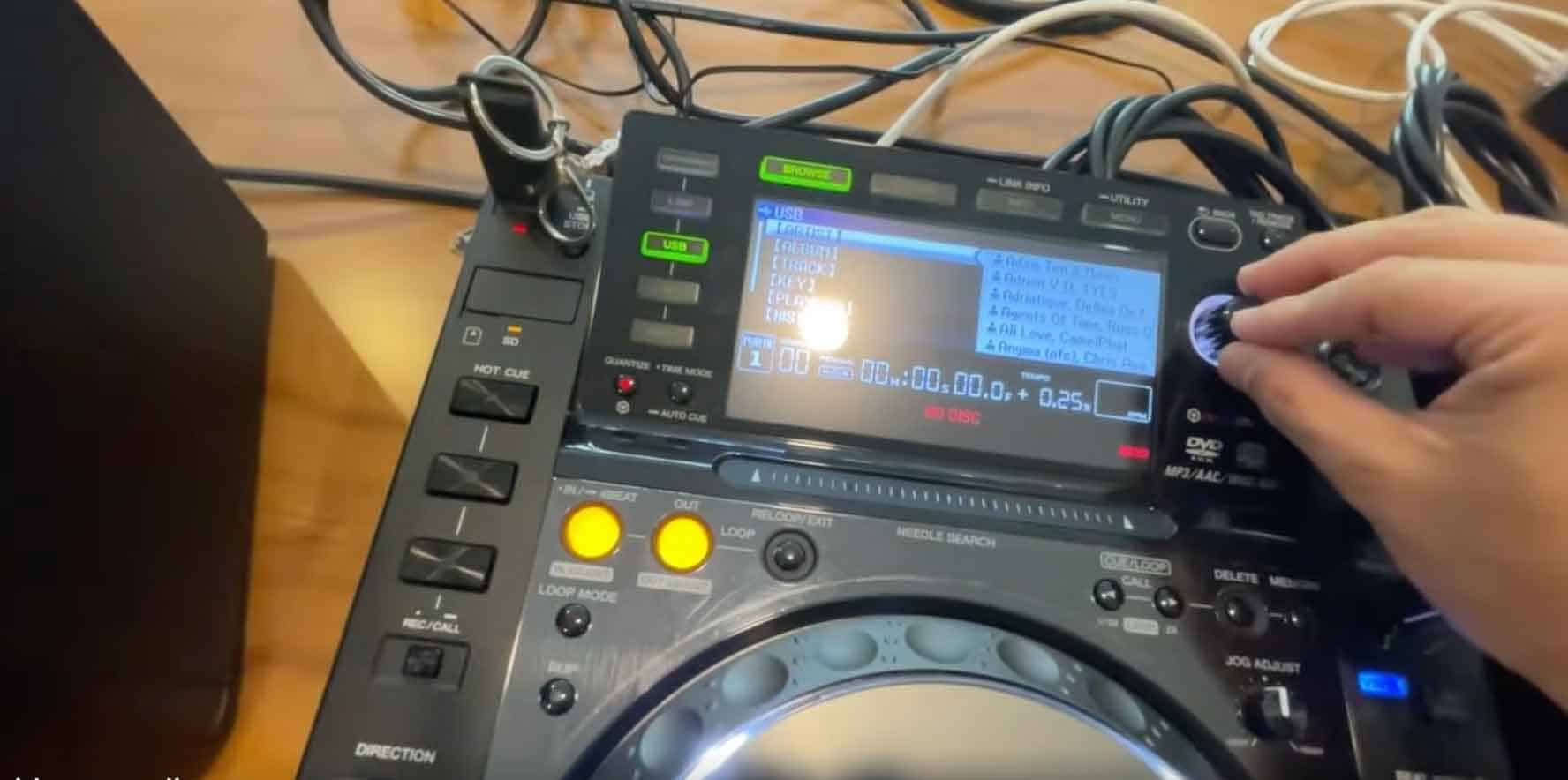 Configurar CDJs antes de tocar