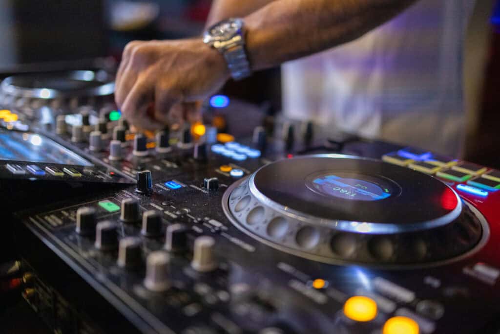 Controladoras DJ Marcas Comparación 2026 | DJGYM